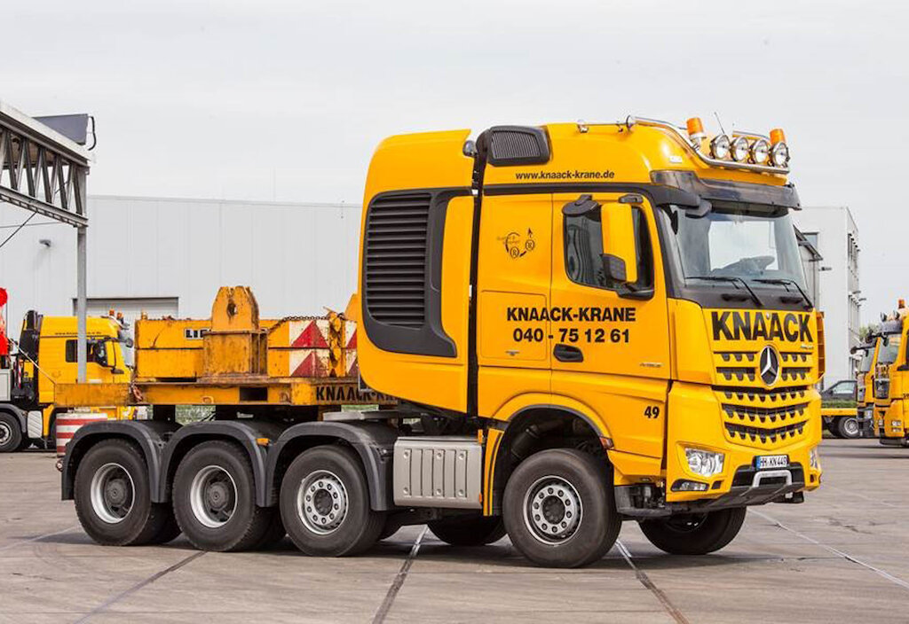 Transportfahrzeuge von Knaack Krane