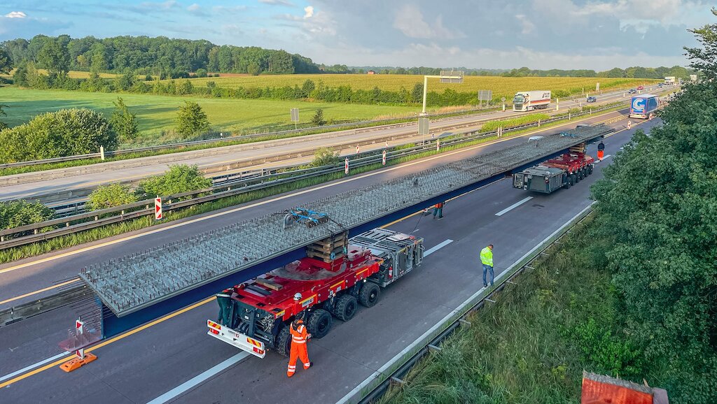 SPMT - Self-Propelled Modular Transporter